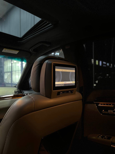 Mercedes Benz W221 S500 R20