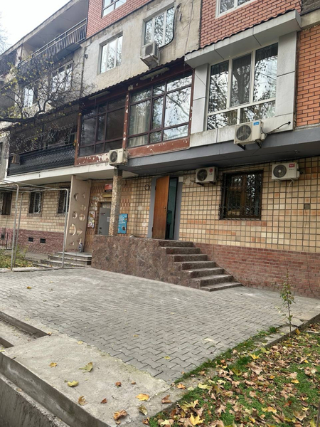 Аренда метро Ойбек  помещение 91 кв.м