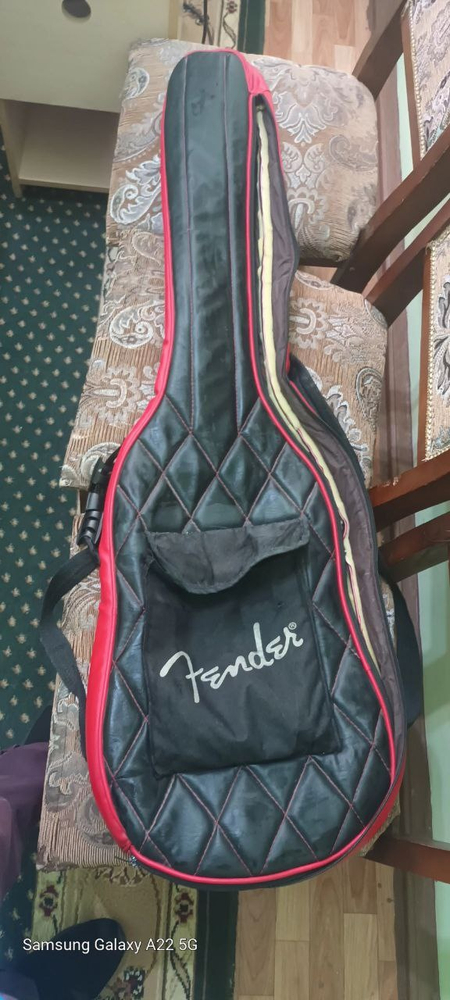 Bass Gitara Sotiladi