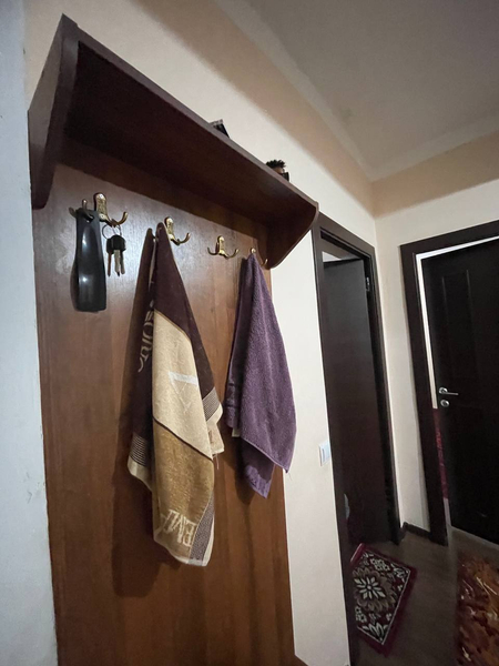 3XONALI UY SOTILADI    uyning xolati juda yaxshi NARX 36000$