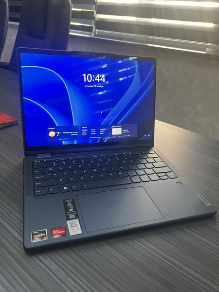 Lenovo Yoga 6 (13”, 7)