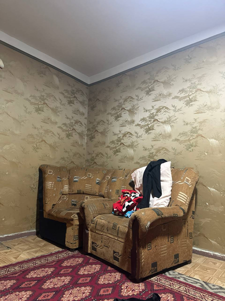 Mebel 5tali divan sotiladi srochna