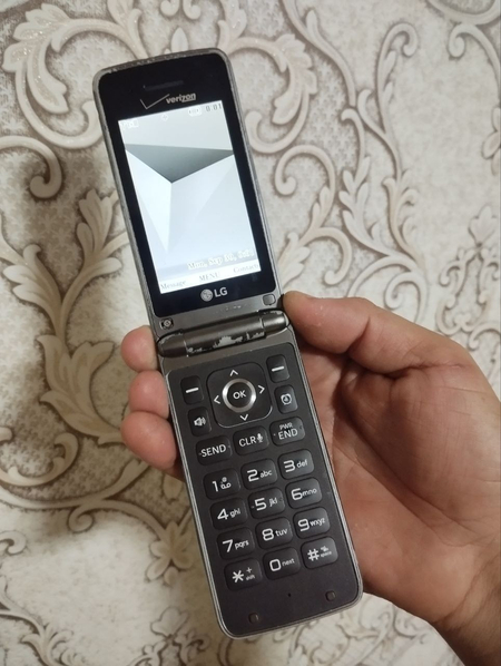 Samsung perfectum LG exalt 370 madel