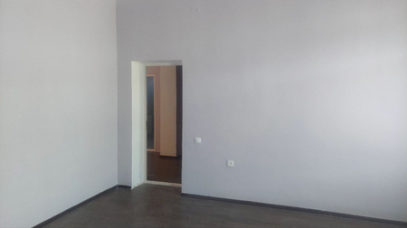 Fargona airaport orqasida uy