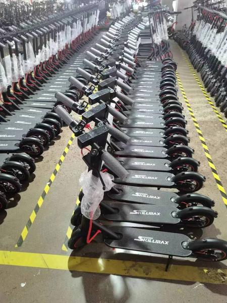 Электросамокат Skillmax | 30 км/ч | Bluetooth | 1000W