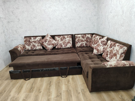 Срочно продается диван