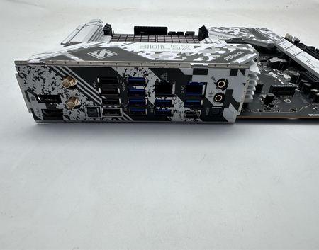 Комплект AMD Ryzen 7 3800X + AsRock B550M Pro4 WiFi
