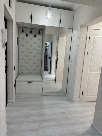 Ойбек ПРОДАЮ 3/7/9 Вестминстер срочна