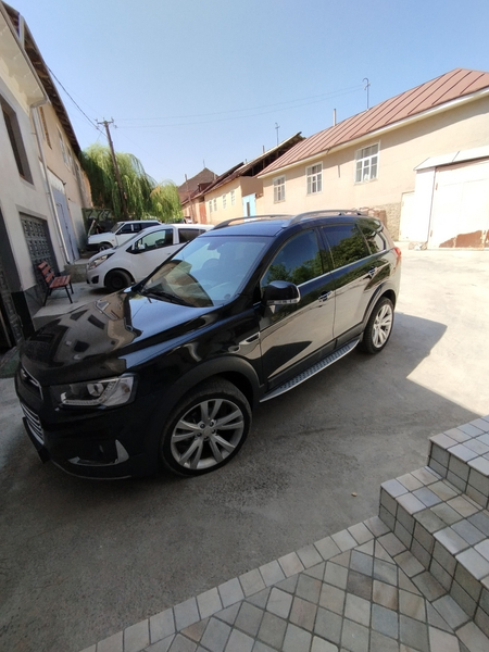 Captiva 3.4 qilingan srocna sotiladi