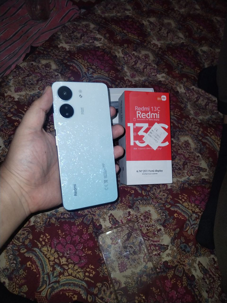 Redmi 13C sotiladi