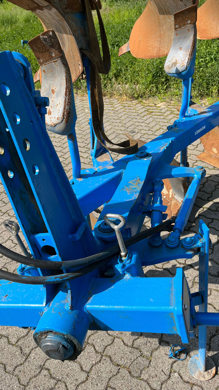Lemken Opal 110 Belarus, Case Puma,Claas Arian, John Deere tortadi