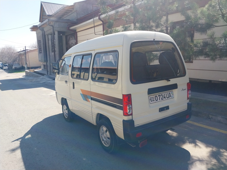Damas deluxe rusumli mashina sotiladi