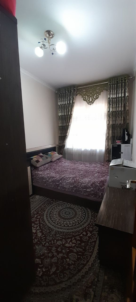 Продается 2⁴/1/4 кв