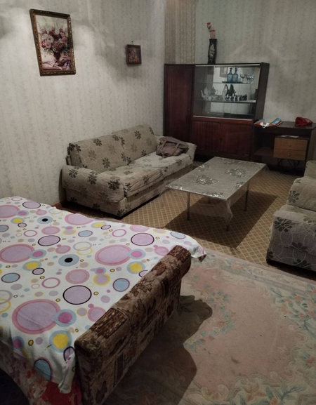 _ Чиланзар 11кв 1хонали квартира сотилади арзон нархда