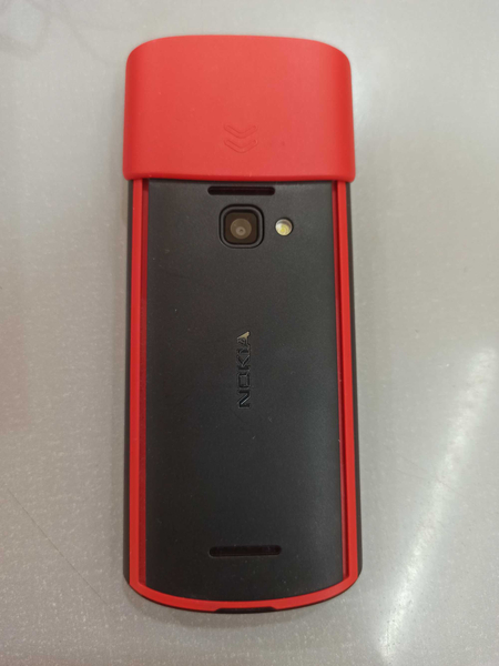 Телефон NOKIA 5710 Xpress Audio