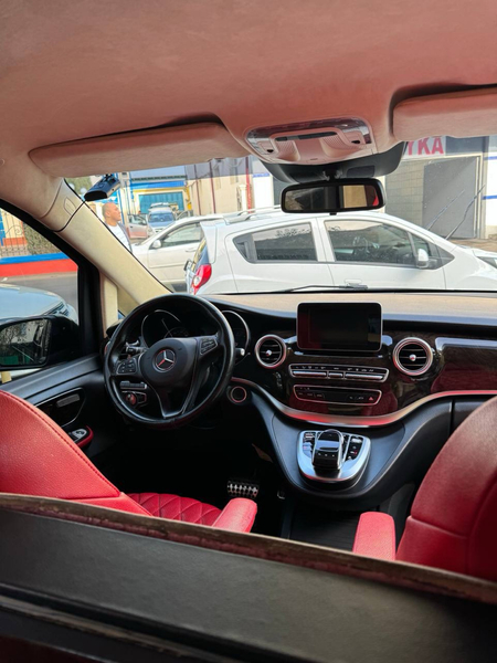 Mercedes Benz Viana business class