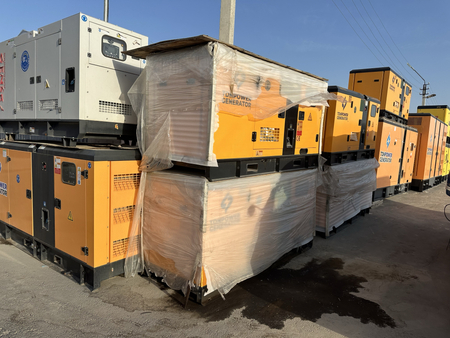 Дизельный генератор (120кВт/188kBA)/ Dizel generator (150KBT)