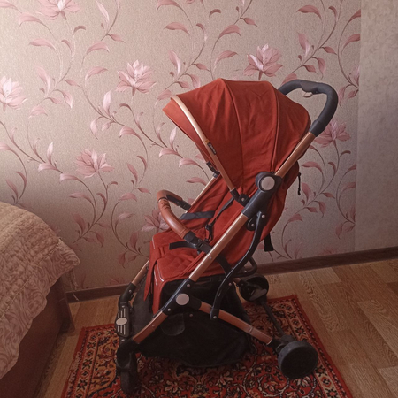 Продам коляску чемодан.