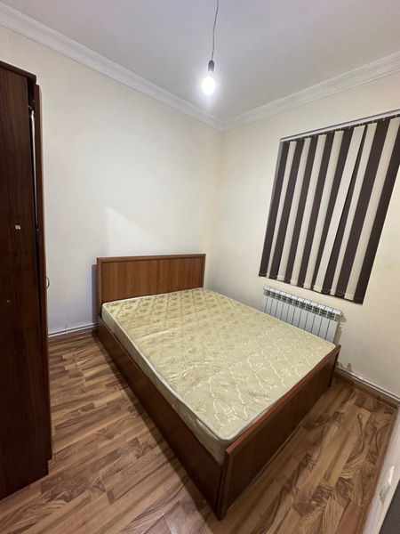 Продается 2 ком. Квартира на 1 этаже площадью 40 кв.м. Ор. 43 школа