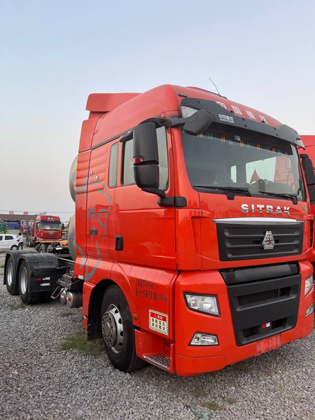 Sinotruck Sitrak G7 Zavodskoy Gaz