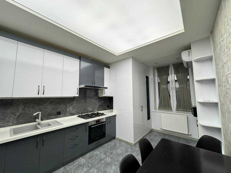Сдаётся квартира  4/4/6	Алайский. Цветочный базар ID: 54870