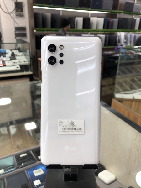 LG Q92 White 6/128Gb