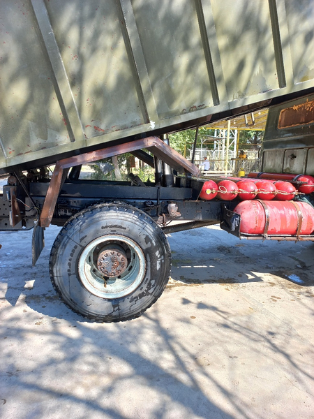 Ural samosval 375
