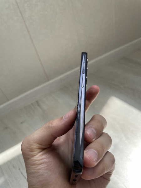Samsung galaxy s23 black 8/128 Vietnam