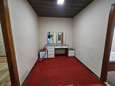 2 xonali 60m² 4-qavat sotiladi.