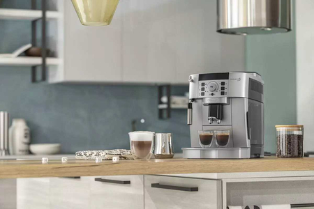Кофемашина De'Longhi ECAM22.110.SB + подарок вспениватель молока !