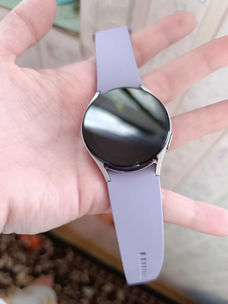 Продаются часы Samsung galaxy watch 5 40mm