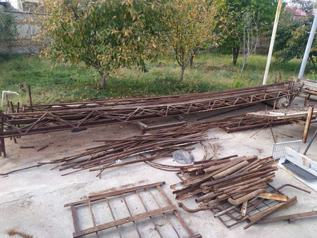 Продаётся ферма из арматуры арматура и металлом