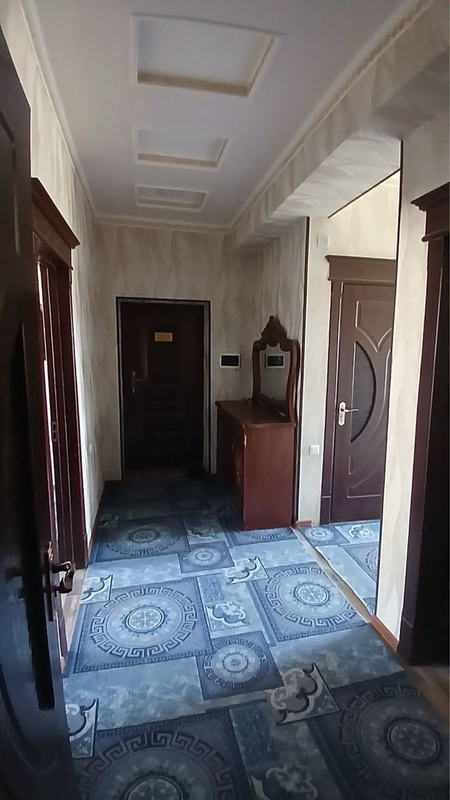 3 хонали квартира ижарага берилали 5- жомий