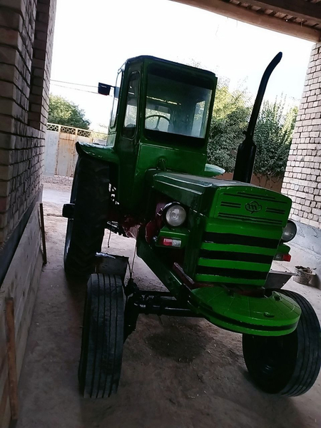 Traktor 28 sotiladi holati yengi