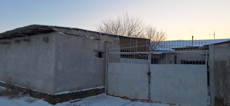 УЙ САТЫЛАДЫ 350 млн келисимли барлык затлары калдырылады