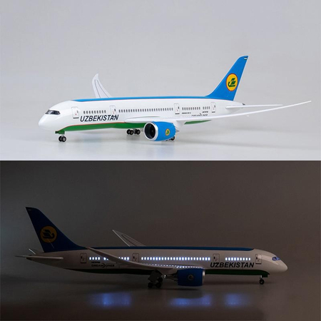 Модель самолета Boeing 787 Uzbekistan Airways