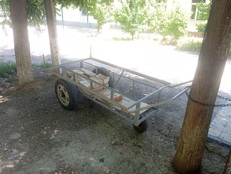 Arava katta va mustahkam