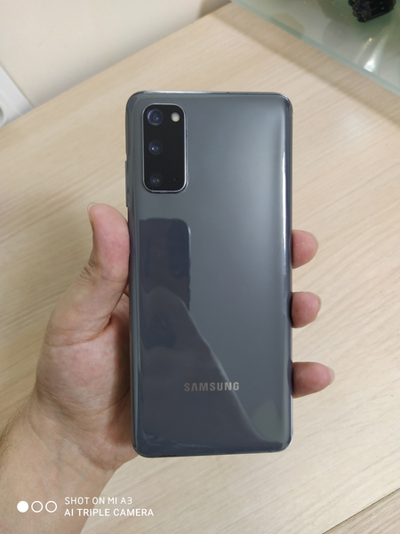 Samsung S20 Sotiladi 12/128
