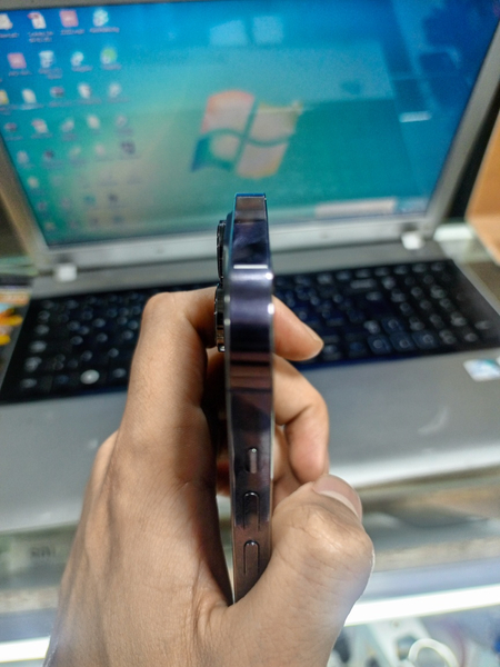 Iphone sotiladi 14 pro perpule 87%