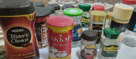 Банки  Кофейные -  свои чистые.