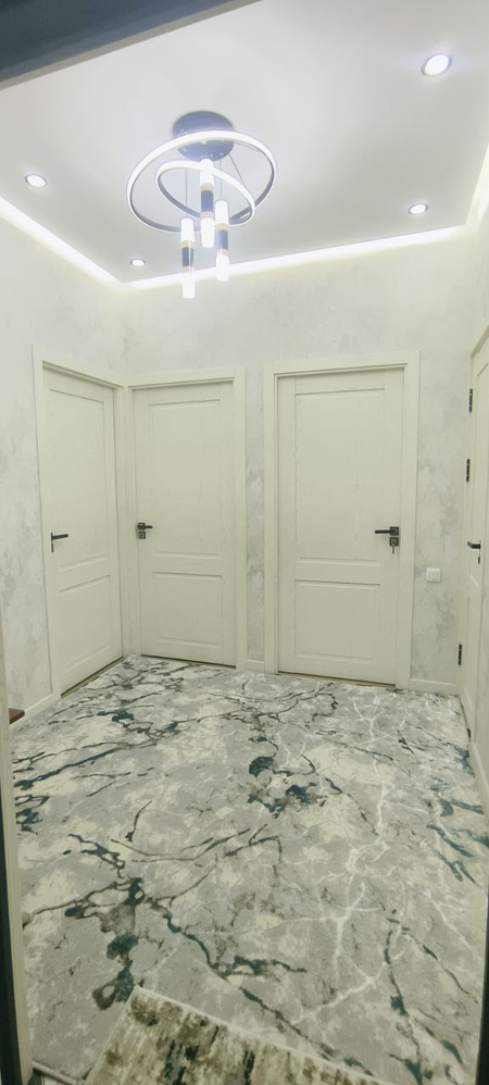 Uchtepa22 3/3/4 razdelniy kvartira sotiladi.balkon 1.5×6
