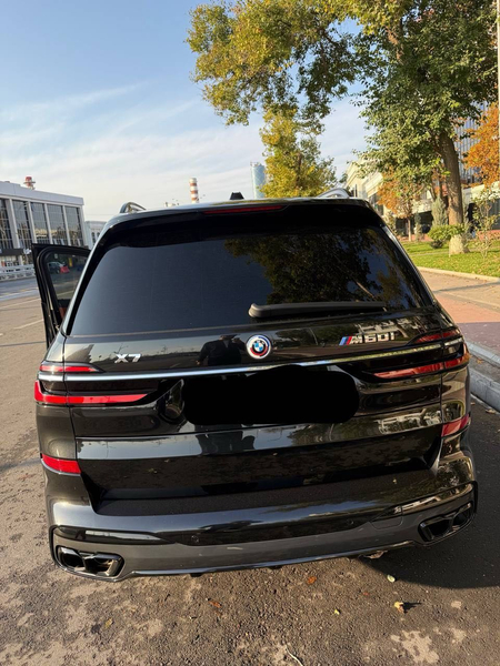 Bmw x7 M60i 2023