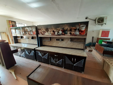 Kuhinni mebel laminat akril