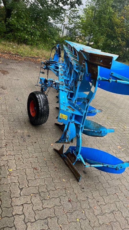 Lemken Europal 7. Belarus, Case, John Deere, Claas tortadi