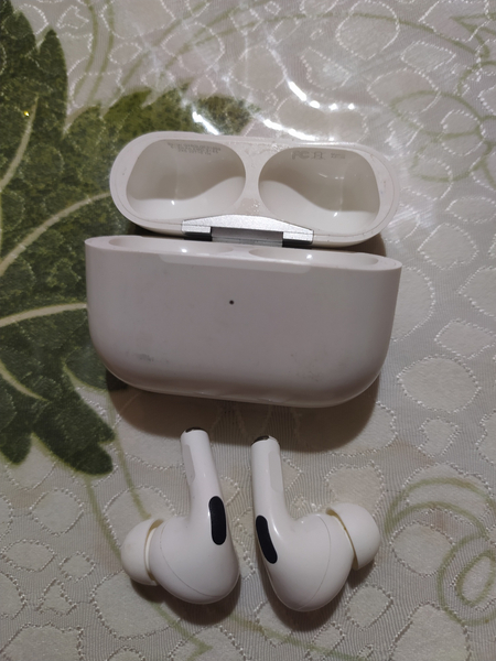 Airpods pro # 2.2