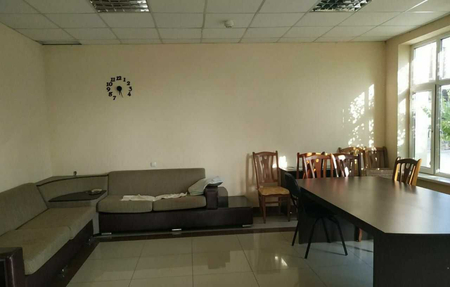 Продаётся 2,8 га. производственна база с дробилкой.