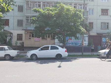 Prodayotsa kvartira pod ofis