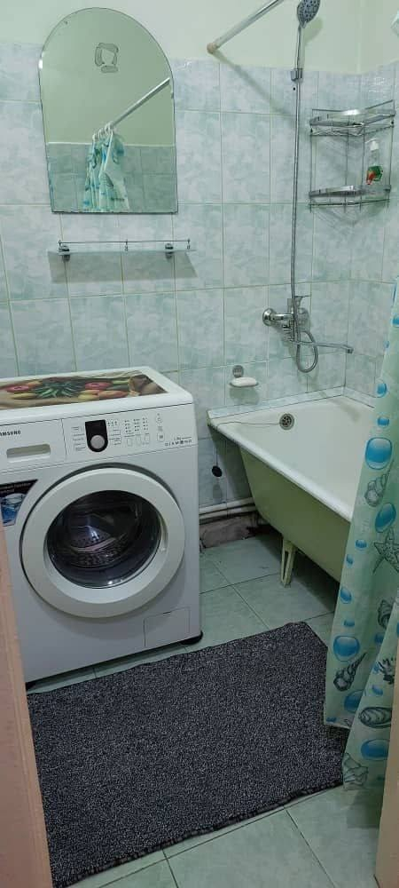 Яккасарай,Ул.Бабура 1 ком 47 КВ.метра