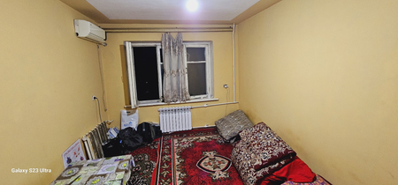Yashnobod tum 153 maktabdi yonida 1/2/4 kv sotiladi