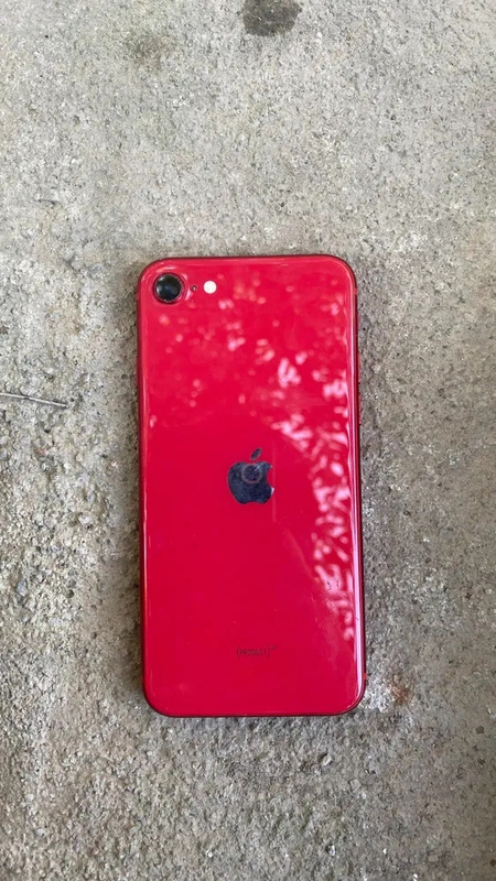 iPhone Se 64GB (2020) Red Product